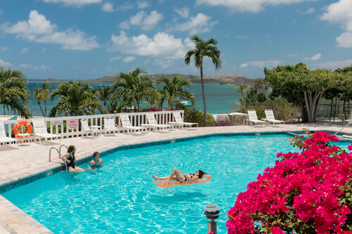 Beachfront Resort in St. Thomas | Secret Harbour Beach Resort St. Thomas